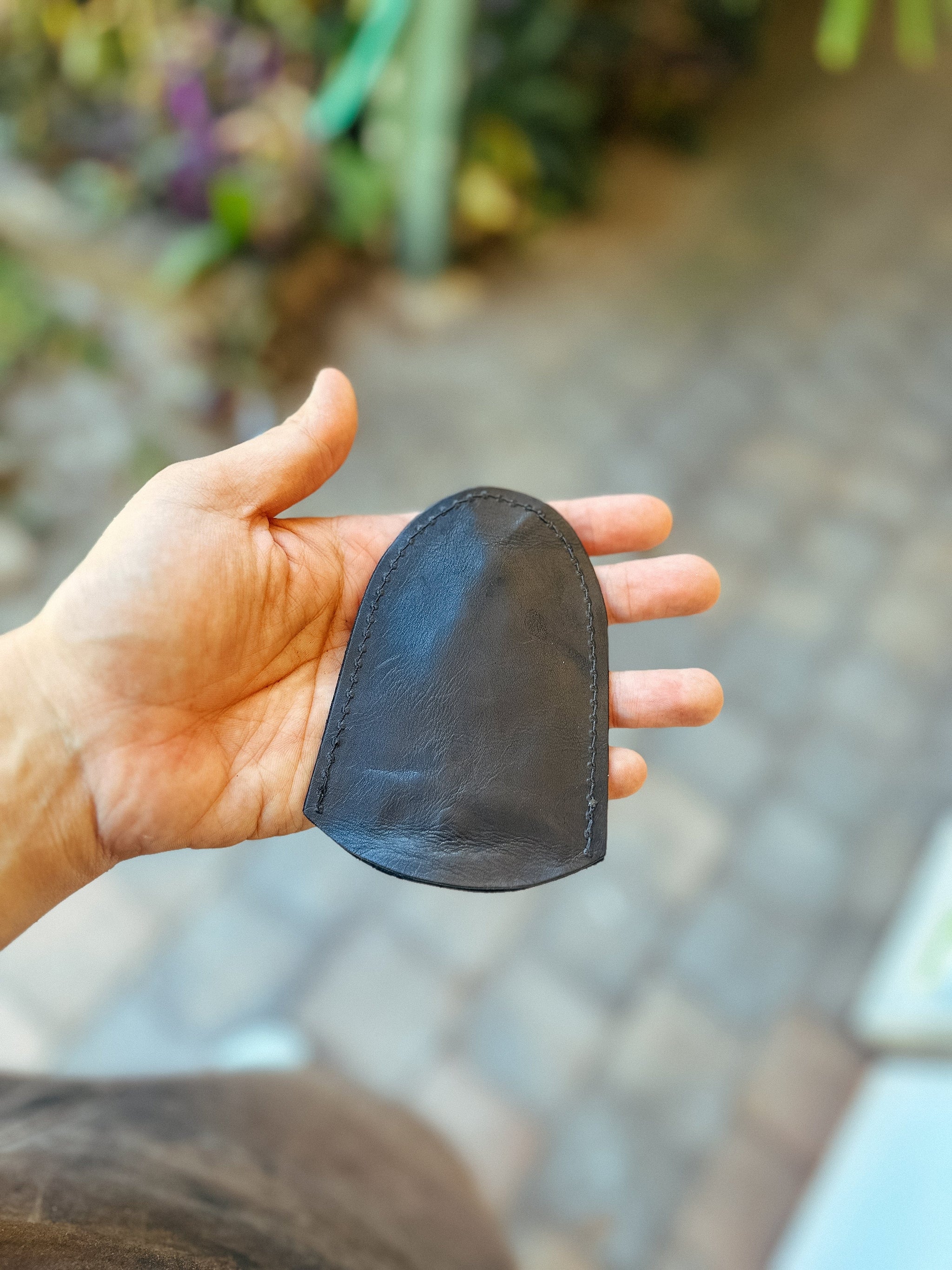 Leather Pull-Out Key Holder Case – The Real McCaul Leathergoods